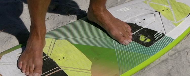 Strapless Surfboard Foot Positions Explained